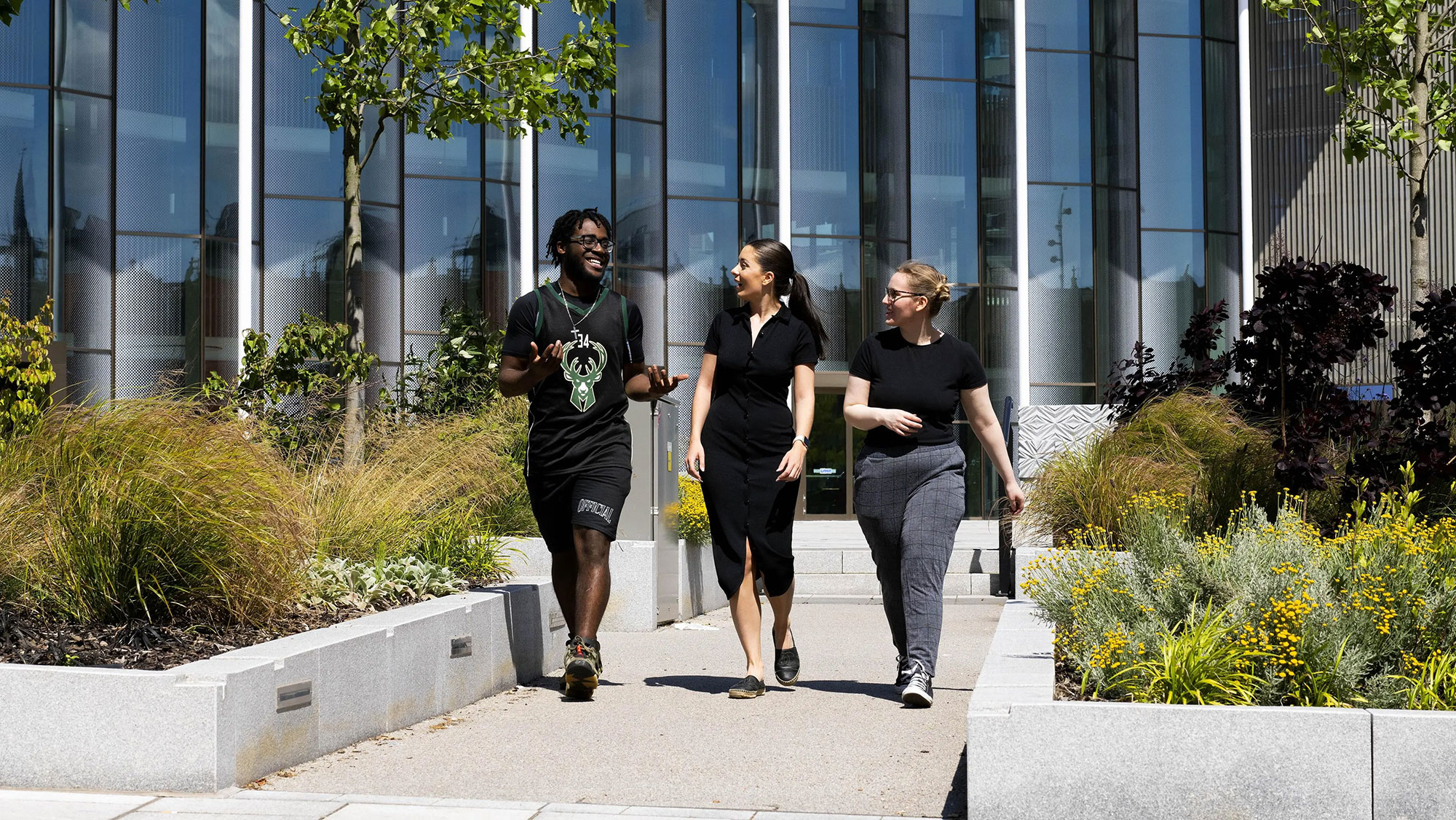 BSc (Hons) Health and Social Care | University of Central Lancashire London BSc (Hons) Health and Social Care | University of Central Lancashire London